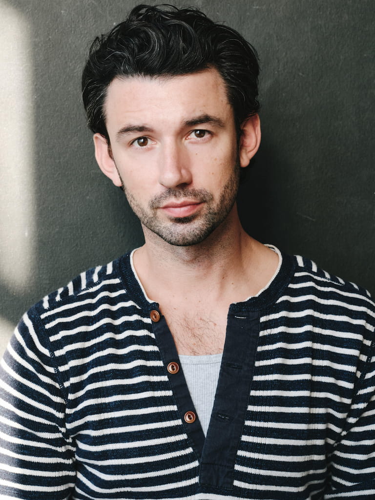 Cast – crackedopentheplay.com